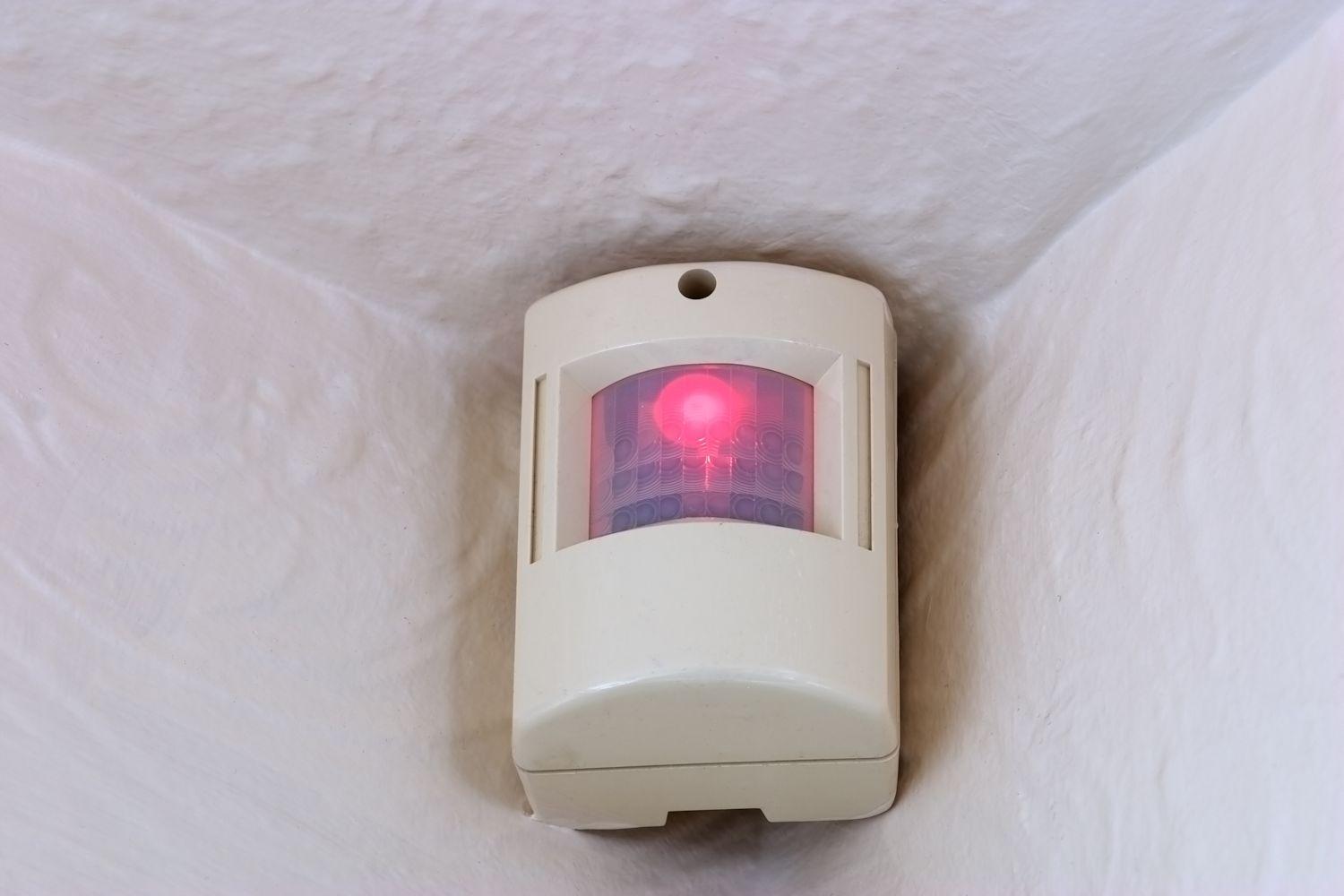 How Motion Detectors Work